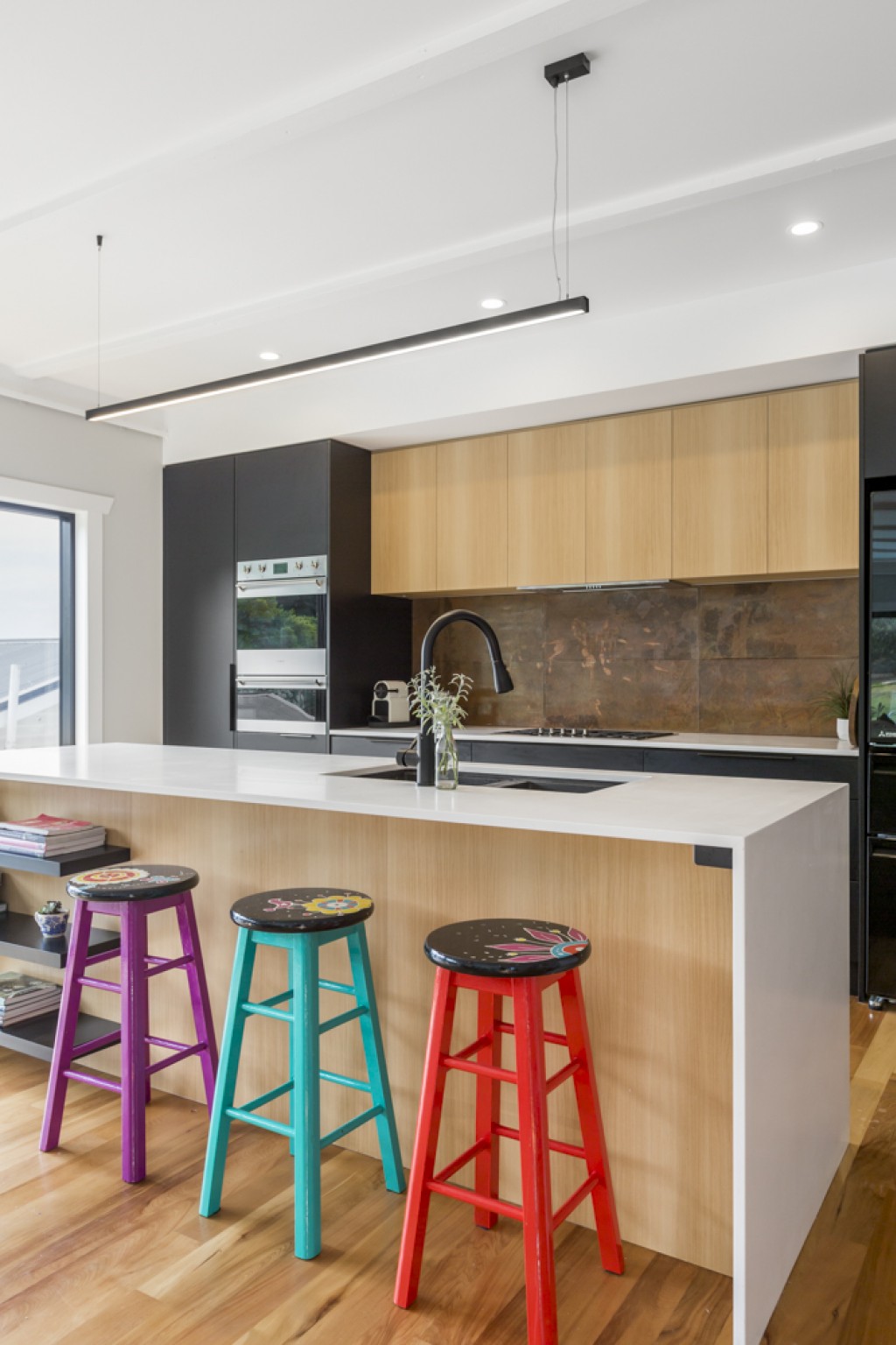 Kitchen Mania Auckland - Expert Advice - How to dress-up a plain ...